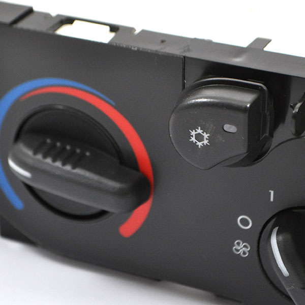 2011 GM Truck MANUAL A/C AIR CONDITIONING HEATER CONTROL PANEL MODULE ...